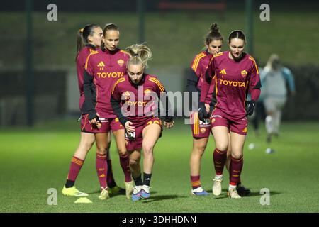 Players of A.S. Roma during the Coppa Italia Women, first leg, quarter ...
