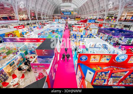 London, UK. 22nd Jan, 2026. A giant version of a Bandai Namco robot ...