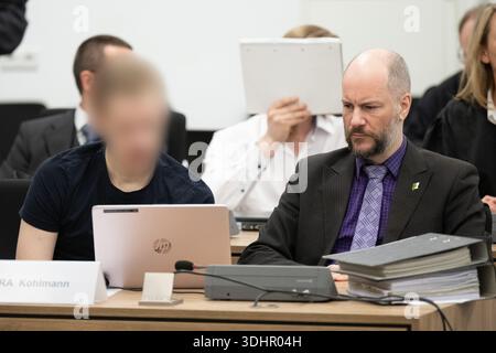 23 January 2026, Saxony, Dresden: One defendant in the trial against a ...