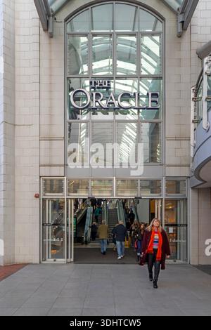 Reading, Oracle shopping centre entrance, Berkshire, England, in the ...