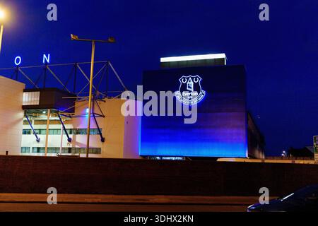 Liverpool, UK, 23rd Jan 2026: A Brighton fan outside Goodison Park ...