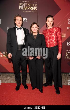 Til Schindler und Heike Hanold-Lynch bei der Verleihung des 47 ...