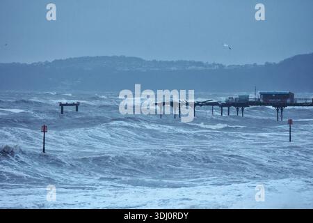 Teignmouth, Devon, UK. 24th Jan, 2026. UK Weather: Storm Ingrid huge ...