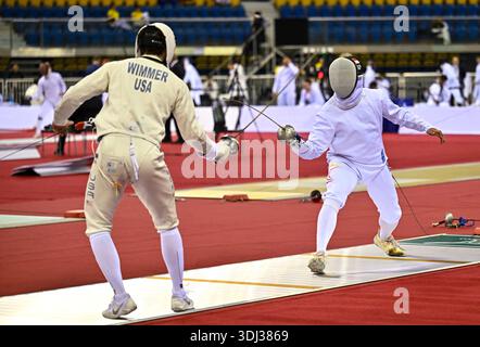 Nathaniel Wimmer (L) of the United States and Simon Renjie Lee of ...