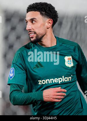 Nijmegen - Younes Namli of PEC Zwolle battles for possession with ...