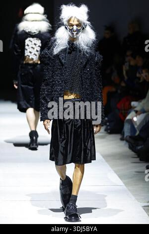 COMME DES GARváONS HOMME PLUS men Fall/Winter 2026-2027 runway during ...