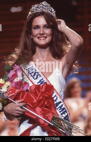 Miss Virginia Carter Wilson wins the Miss World America beauty pageant ...