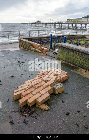 Teignmouth, UK. 25 Jan 2026. Storm Ingrid continues to batter the ...