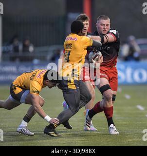 Tom Willis of Saracens runs with ball during the Gallagher PREM match ...