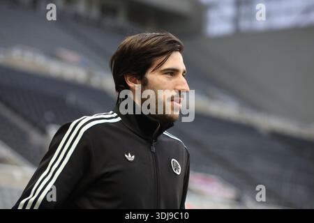 Newcastle Upon Tyne, England, 25th January 2026. William Osula of ...