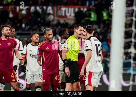 Andrea Colombo referee and Adrien Rabiot of AC Milan during AS Roma vs ...