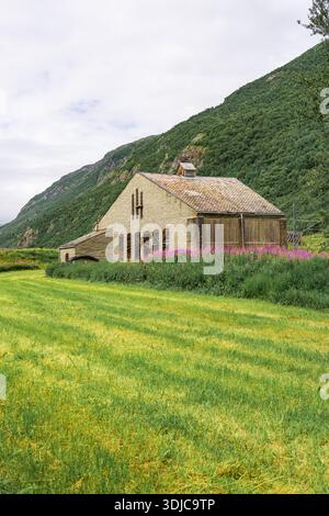 The small railway roundhouse locomotive shed stands in Drivdalen near ...