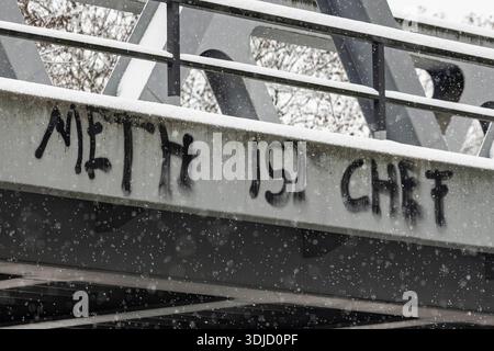 Meth ist Chef-Graffitti 26012026 - Ein Graffitti auf einer Bruecke Meth ...