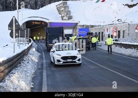 Tai di Cadore, inauguration of the German variant Stock Photo - Alamy
