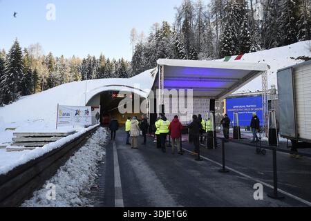 Tai di Cadore, inauguration of the German variant Stock Photo - Alamy