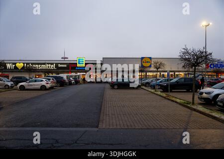 PRODUCTION - 26 January 2026, North Rhine-Westphalia, Cologne: An Edeka ...