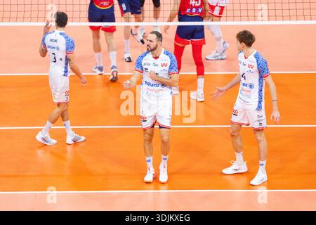 Happiness of Allianz Milano during Allianz Milano vs Crvena Zvezda ...