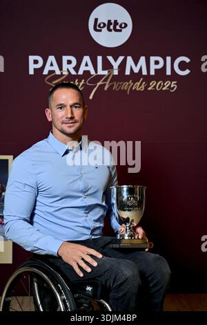 Victor Boine award winner Jonas Van de Steene poses at the 'Paralympic ...