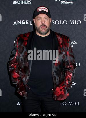 NEW YORK, NY- JANUARY 27: Michael Strahan seen exiting ABC Studios in ...