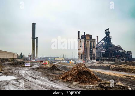Ougree, Belgium. 28th Jan, 2026. Seraing mayor Deborah Geradon delivers ...