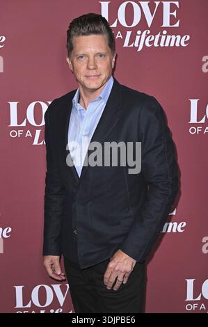 Gordon Gilbertson at the presentation of two 'Love of a Lifetime' films ...