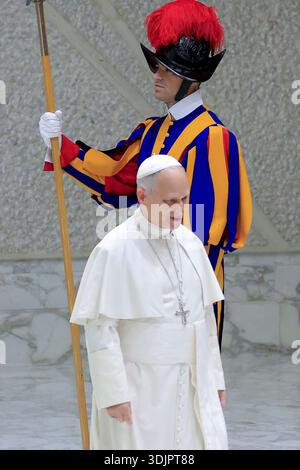 Pope Leo XIV arrives for his weekly general audience in the Paul VI ...
