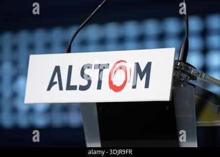 28 January 2026, Saxony, Bautzen: A streetcar for public transport in ...