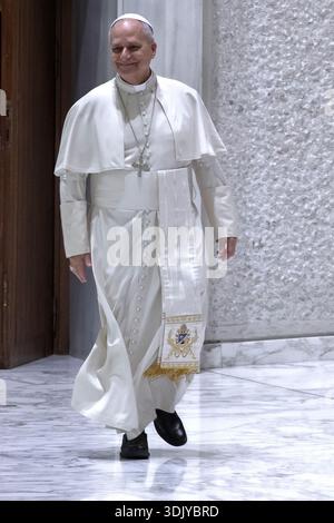Pope Leo XIV arrives for his weekly general audience in the Paul VI ...