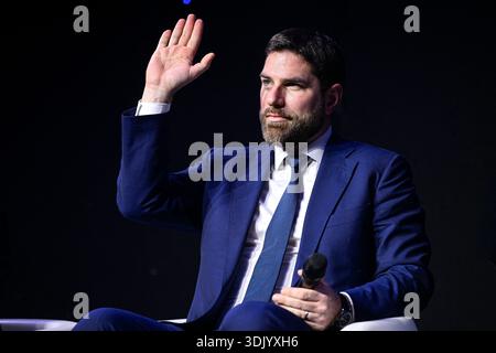 Vincent Jeanbrun during a meeting of the New Republic Night of ...