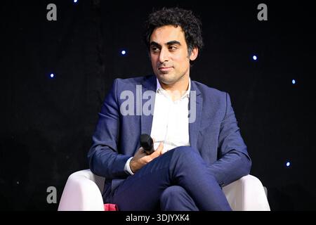 Amir Reza-Tofigh CPME President during a meeting of the New Republic ...