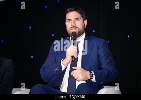 Vincent Jeanbrun during a meeting of the New Republic Night of ...