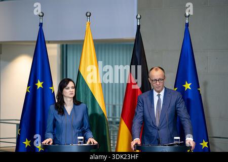 29 January 2026, Berlin: Federal Chancellor Friedrich Merz (CDU) and ...
