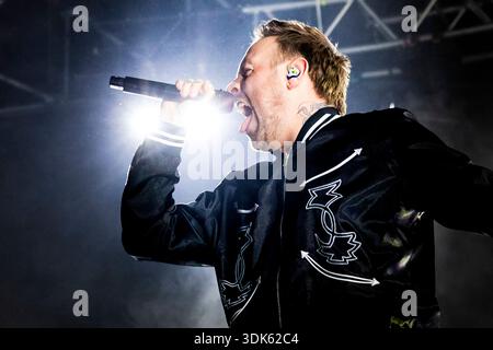 Sam Carter from English metalcore band Architects performs live at ...