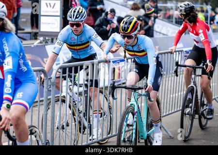 Belgian Zita Peeters pictured during the Team Relay race at the UCI ...