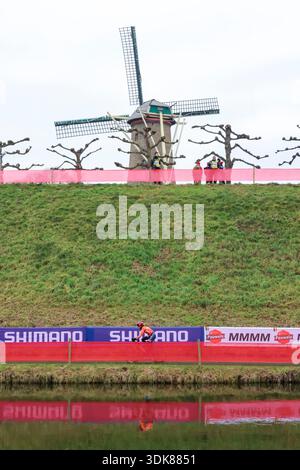 2026 UCI World Championships Team Relay Image Credit: PelotonPix / Dave ...