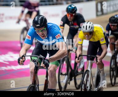 30 January 2026, Berlin: Cycling: Six-day race, Madison, endurance men ...