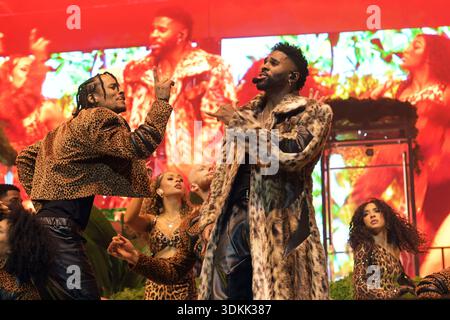 LONDON, ENGLAND - JANUARY 31: Jason Derulo performing at O2 Arena ...