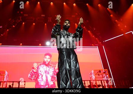LONDON, ENGLAND - JANUARY 31: Jason Derulo performing at O2 Arena ...