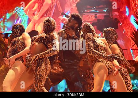 LONDON, ENGLAND - JANUARY 31: Jason Derulo performing at O2 Arena ...