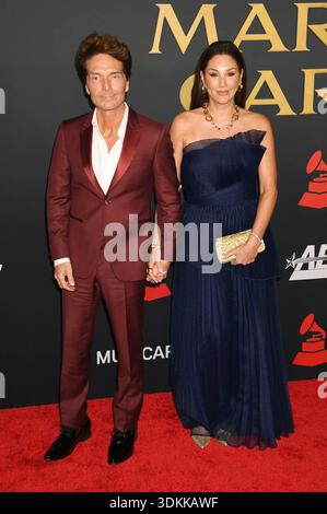 Richard Marx und Daisy Fuentes bei der MusiCares Person of the Year ...