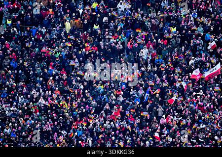 31 January 2026, Hesse, Willingen: Nordic skiing / Ski jumping: World ...