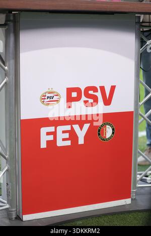 EINDHOVEN , 01-02-2025 , Philips stadium , season 2025 / 2026 , Dutch ...