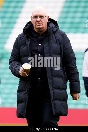 Falkirk manager John McGlynn ahead of the William Hill Premiership ...