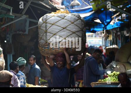 Market scenario during the Financial Budget of India in Kolkata. (Photo ...