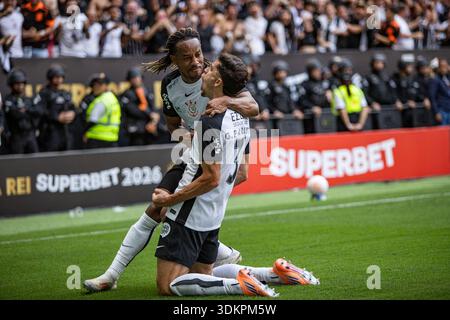 Gabriel Paulista of Corinthians scores during the Supercopa Rei final ...