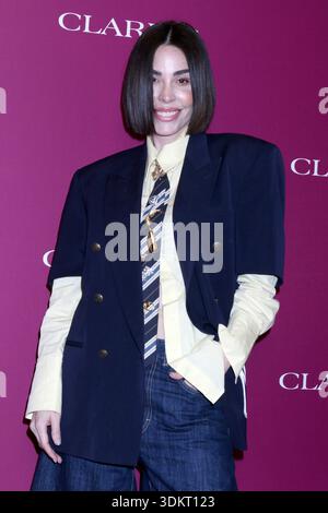 LOS ANGELES - JAN 29: Diva Lomas at the Clarins' Sugar and Shine ...