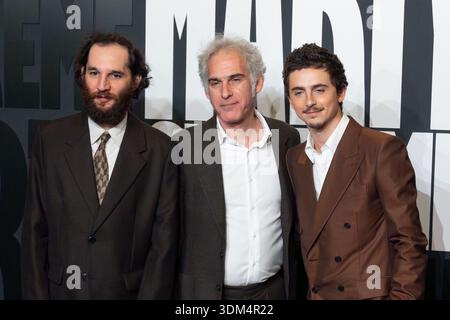 Timothée Chalamet attends 'Marty Supreme' Paris Film Premiere at Le ...