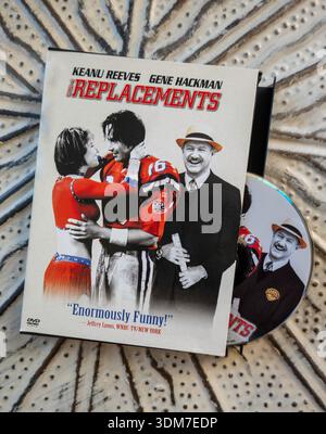 THE REPLACEMENTS, Brooke Langton, Keanu Reeves, 2000 Stock Photo - Alamy