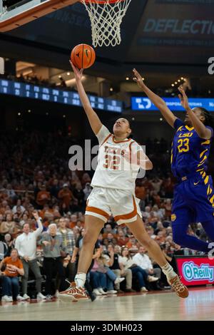 Feb 5, 2026. Teya Sidberry (32) of the Texas Longhorns in action vs the ...