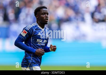 Christian Gomis (Schalke) Gelsenkirchen, February 21, 2026, Football, 2 ...